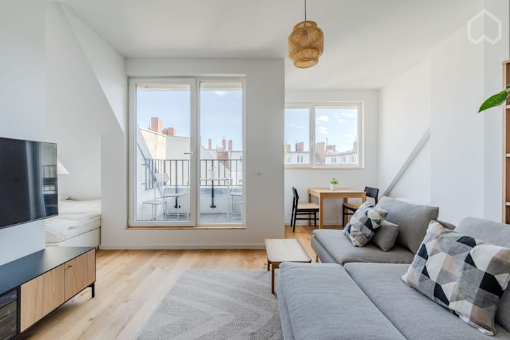 Urbanes Wohnen Mit Balkon - Berlin