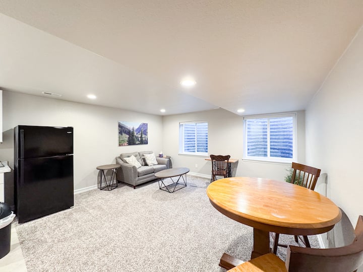 Fully Furnished Basement Apt. - Loveland, CO