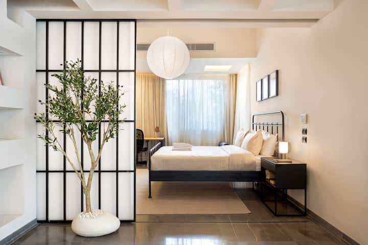 The Lavish Sunshine - Cairo