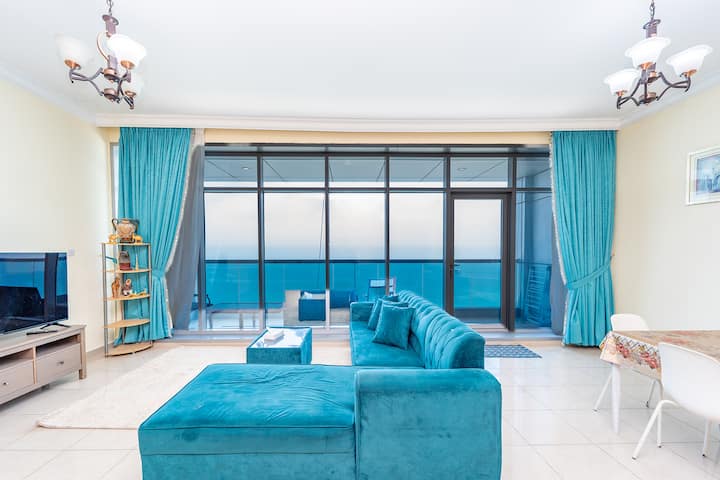Breathtaking Seaviews Your Perfect Coastal Retreat - Ajman