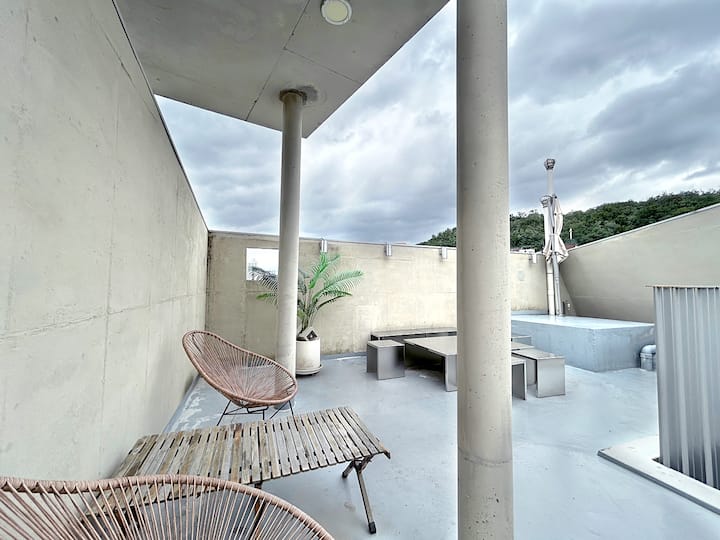 Hongdae Designer House _private Rooftop _4ba_21p - Seoul