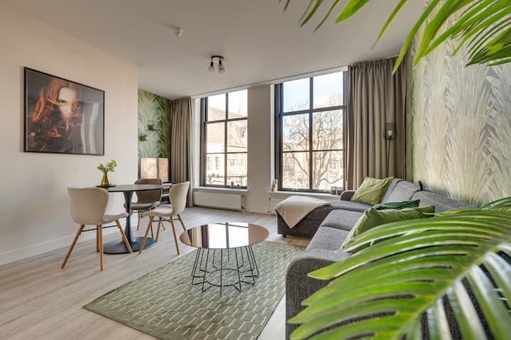 Ruim Appartement Met Dakterras In Middelburg - Middelburg