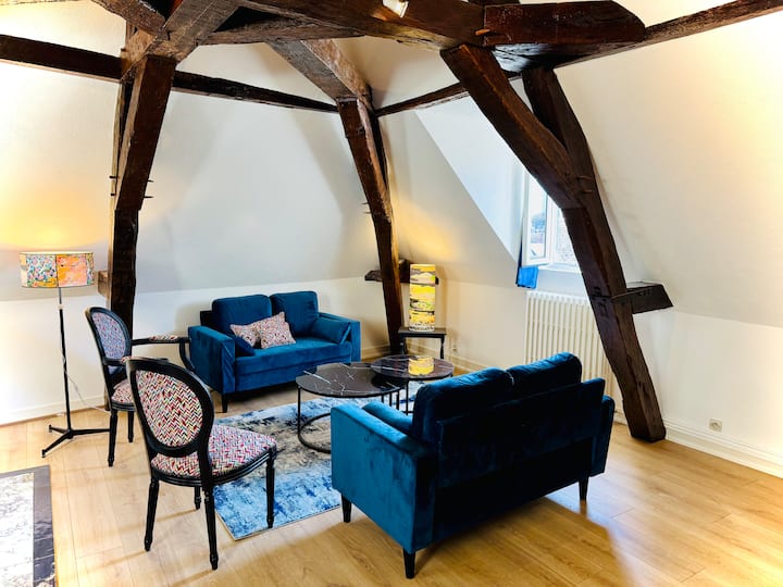 L' Horloge, Vivez Au Dessus Des Toits D'amboise - Amboise