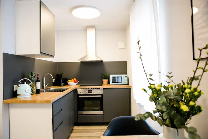 Bonquartier | Lux Apart-house - 12 Pers. - 5 Apt. - Sankt Augustin