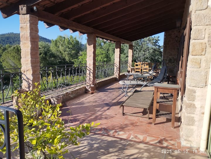 Sunny Provençal Retreat W/ Valley Views - Les Arcs