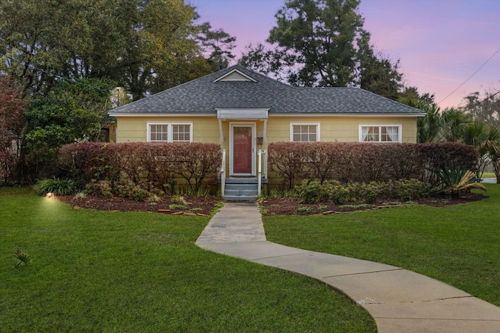 Cozy Cottage | 15 Min To Beach | 5 Min To Downtown - Pensacola, FL