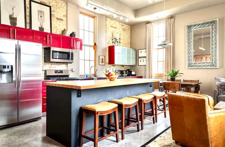 Brick Haven, In The Historic Gt Commons - Traverse City, MI