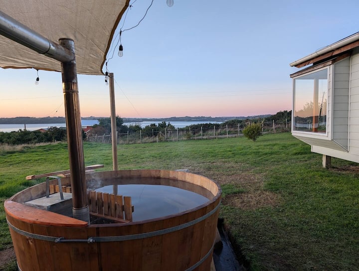 Cabin With Ocean View And Optional Outdoor Hot Tub - Isla Grande de Chiloé