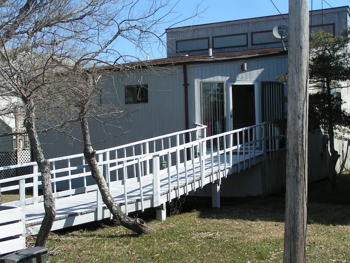 Contemporary Beach House - Fire Island, NY