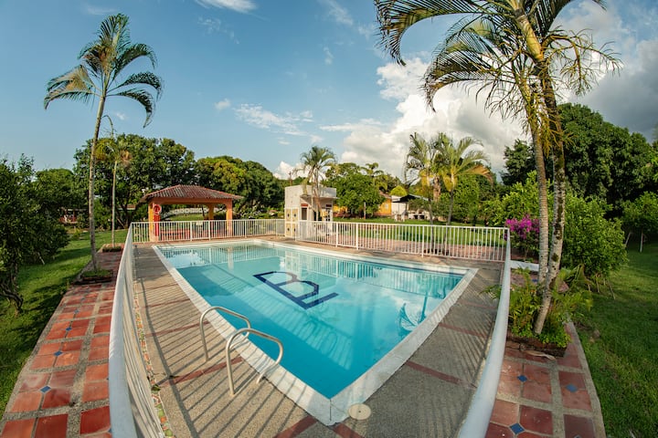 Hospedaje Las Brisas De Rivera - Rivera