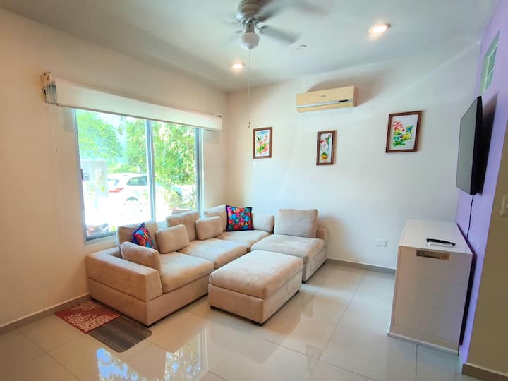 House Of Colors - Puerto Morelos
