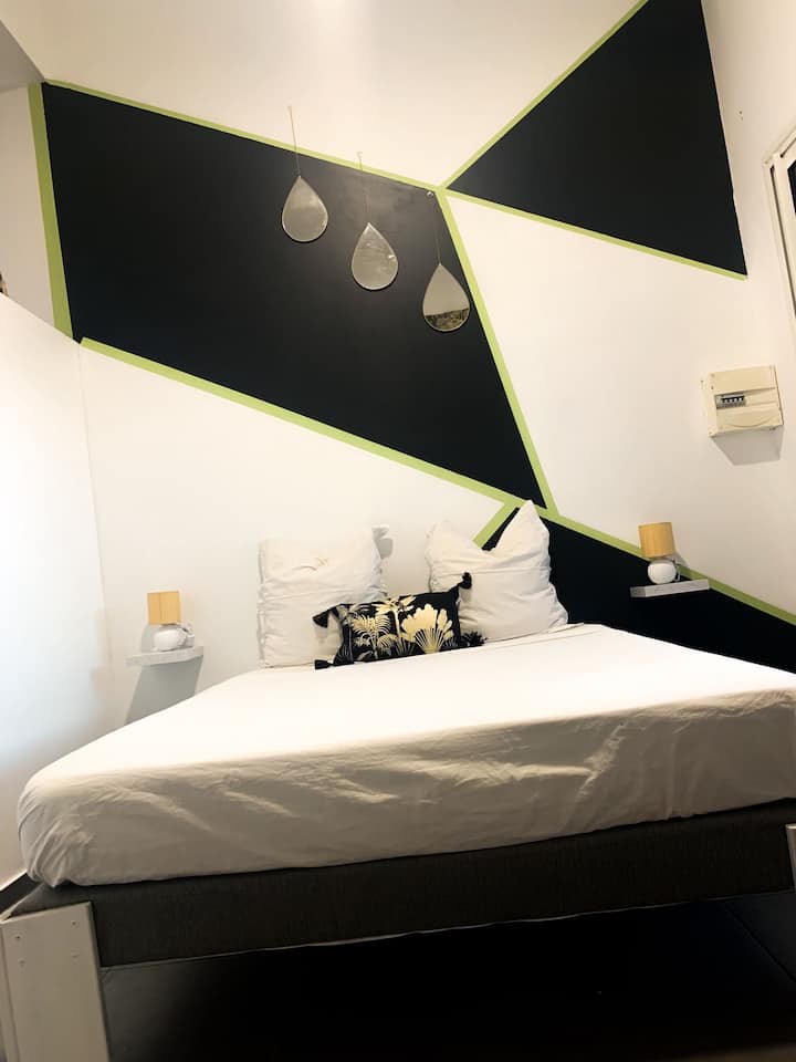 Leu Zarlor
Chambre 2 - Saint-Leu