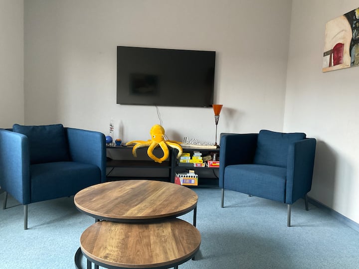 Zentrales Und Ruhiges Reiheneckhaus - 4,5 Zimmer - Esslingen