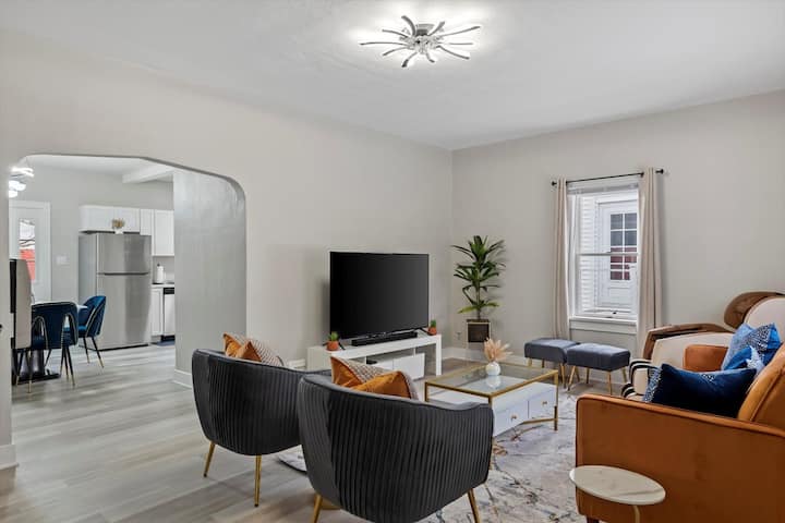 Newly Renovated Bungalow - États-Unis