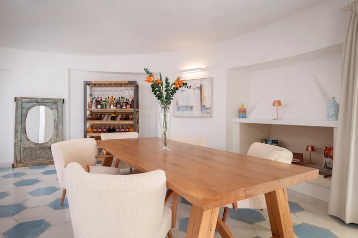 Seafront Villa In Costa Rei, Holidays In Sardinia - Costa Rei