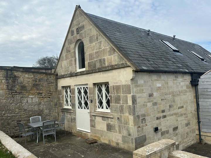 The Coach House | Midford Castle - Bath