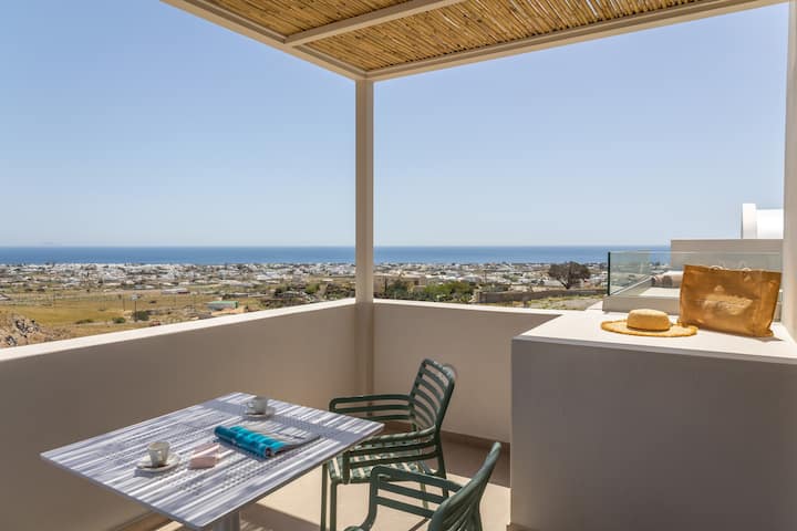 Junior Suite With A Private Hot Tub & Sea View - Santorini