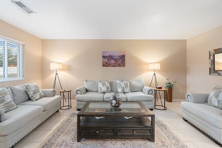 Charming 3-bedroom Retreat | Huge/scenic Backyard! - Prescott, AZ