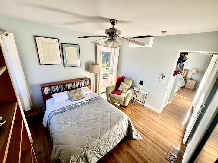 San Diego/mt. Helix Two Bedroom - El Cajon, CA