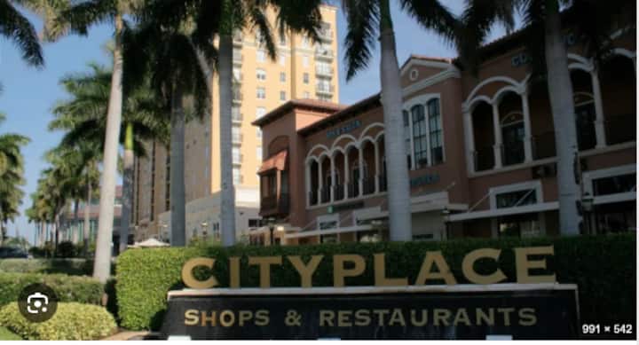 Downtown Wpb Condo At Cityplace - West Palm Beach, FL