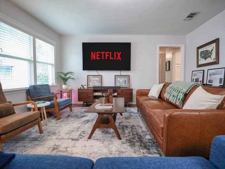 Entire House 3br2ba W Peloton & Tesla Charger - Garland, TX