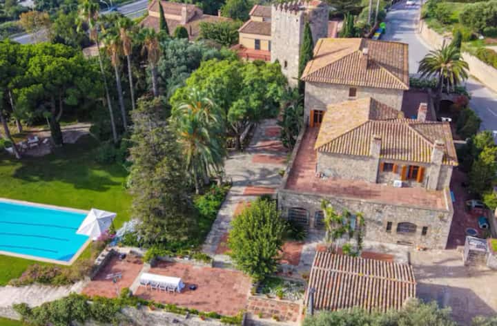 Meng Castle (11th Century) - Panoramic Sea Views - Mataró