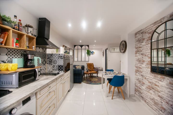 Entre Plages Et Centre-ville - La Ciotat