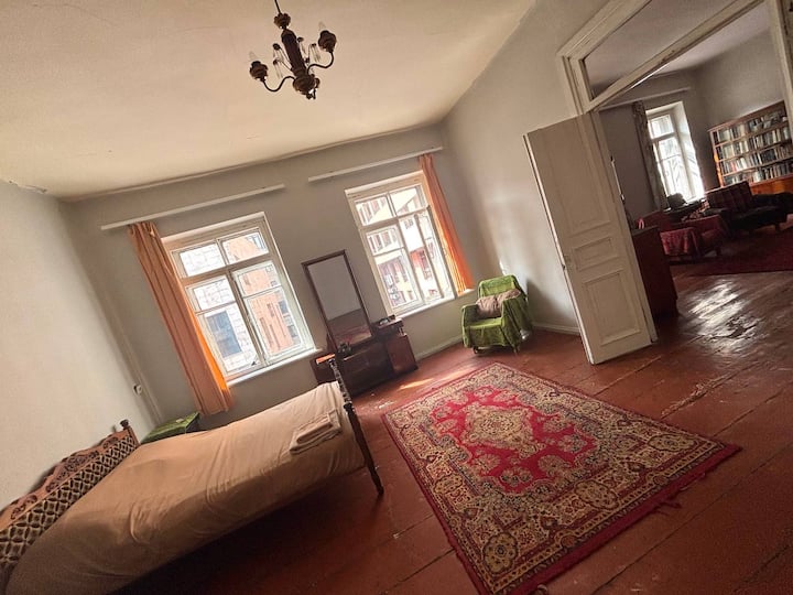 Old Charm Apartment - Yerevan