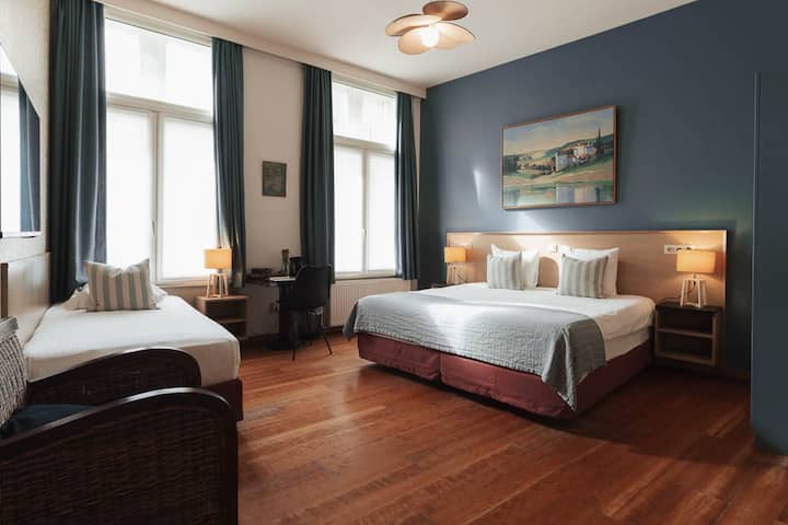 Charming Triple Room In Bruges - Bruges