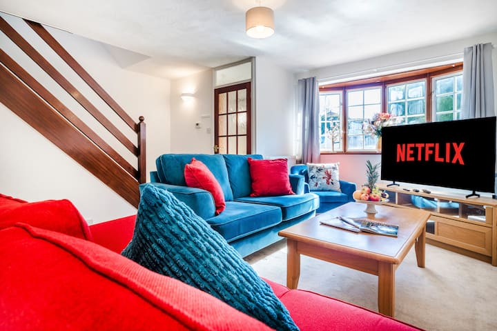 Elstree Hse: Contractors, Relocator/family Free P - Hemel Hempstead