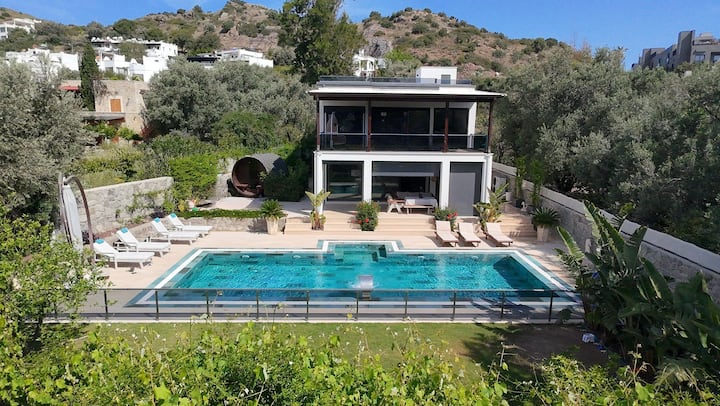 Sea View Villa In Most Upscale Yalikavak - Yalıkavak