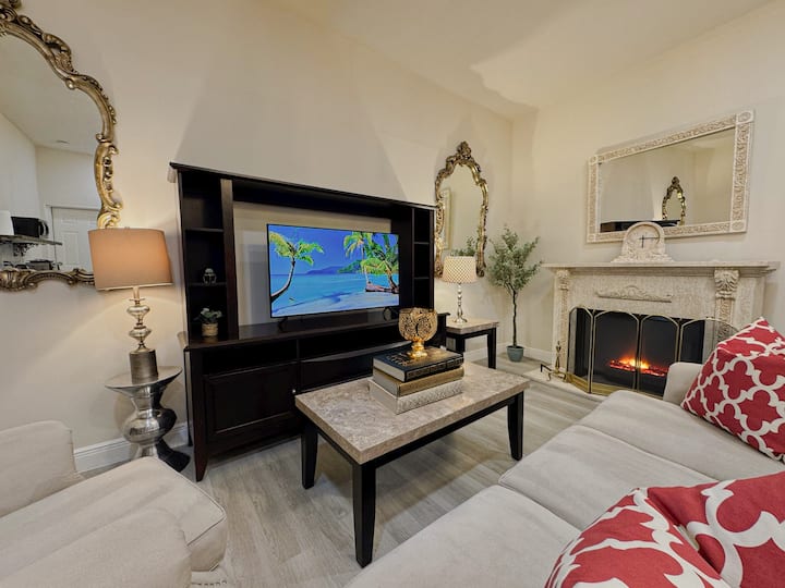 Palm Beach Regency 2br | Fenced Patio + Garden - Boynton Beach