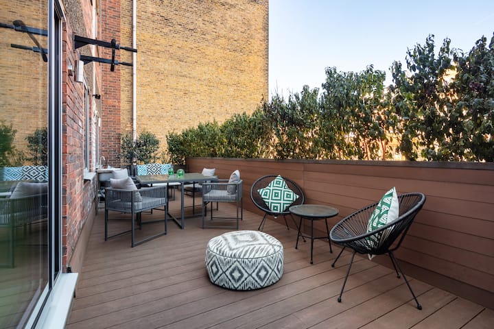 Chic 2-bed With Large Terrace | South Kensington - Chelsea