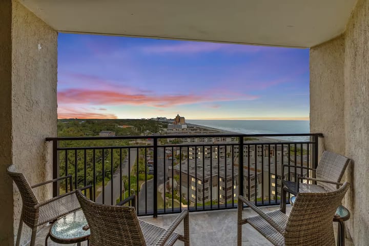 Cozy Beach Vibes W/ Oceanview From The 11th Floor - Myrtle Beach, SC