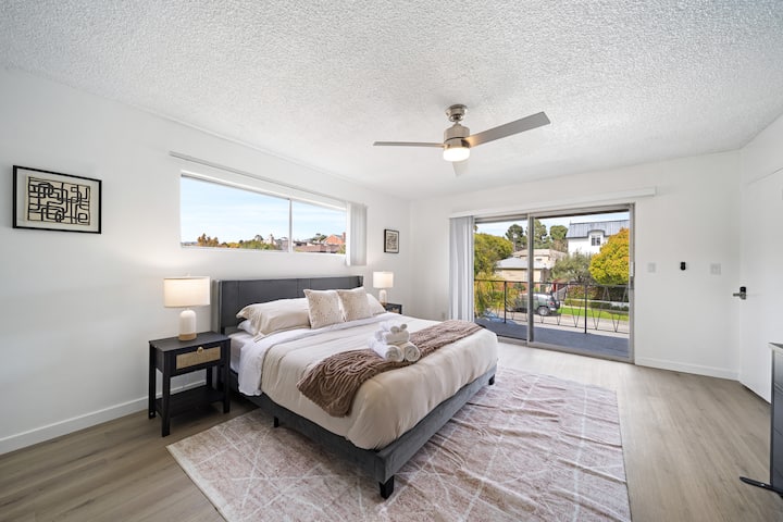 Spacious 4br/2ba Retreat In Heart Of Santa Monica - 머리나델레이