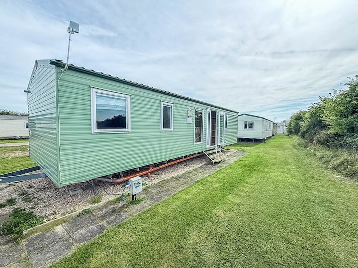 Caravan With Field Views At Sunnydale, Ref 35353s - Louth