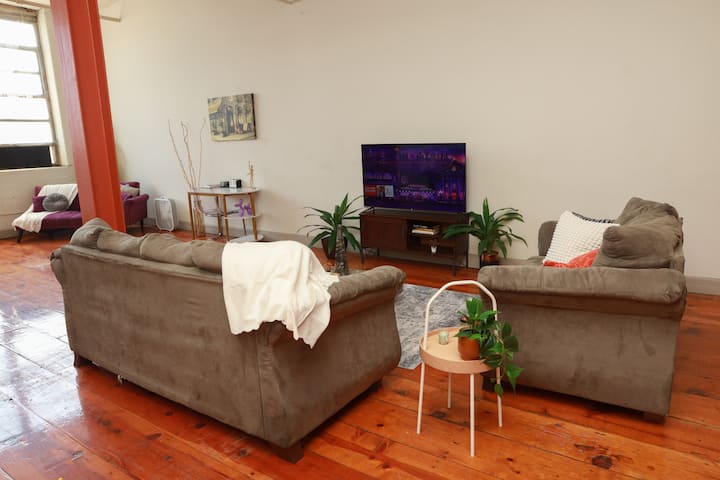 Industrial Loft In Corktown + Free Parking - Detroit