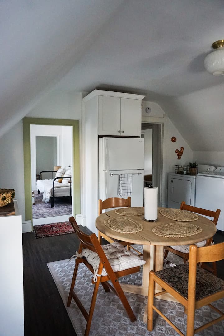 Harbor Park Getaway - Kenosha, WI