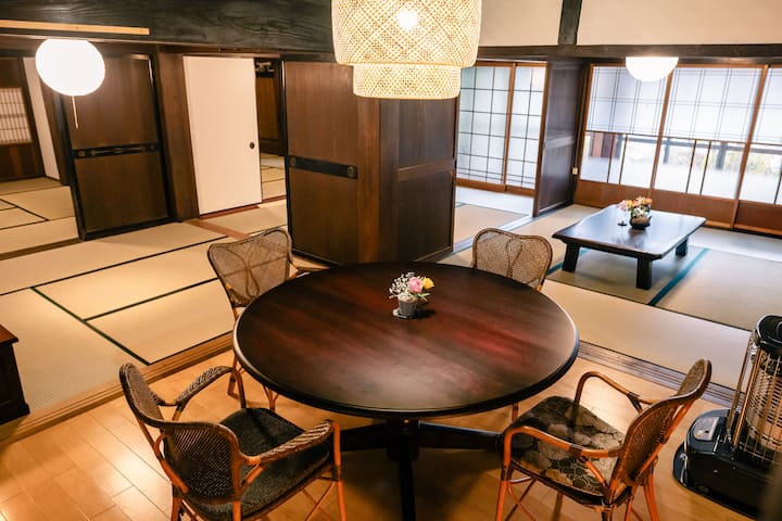 古民家宿【孫八】「満天の星空」と「清流のせせらぎ」に癒される、築120年宿で“時を忘れる”ひとときを - 오가키시