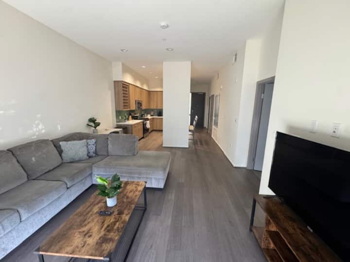 2bd/2bth Little Italy 2 Parking! - San Diego, CA