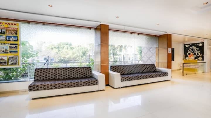 200m From Sai Temple - Hotel Govind Park Shirdi - Shirdi