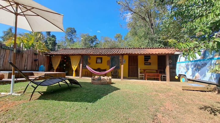 Casinha De Roça Com Kombi Camper - Socorro