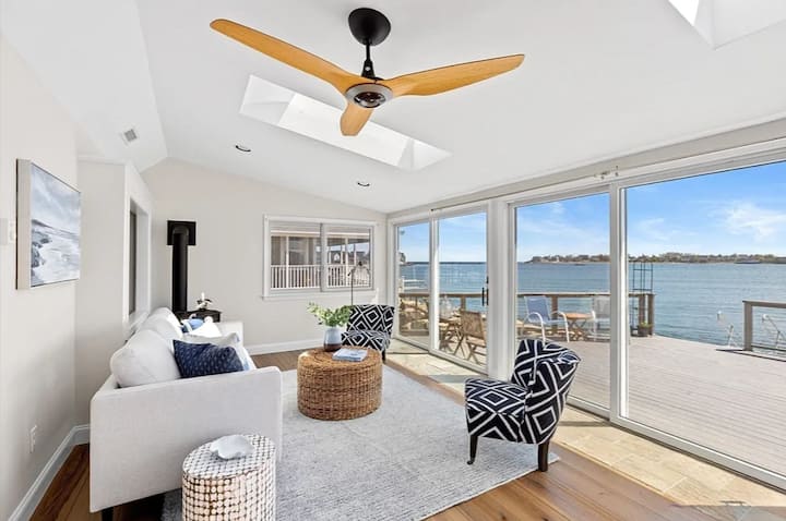 Enjoy Serene Oceanfront Home With Harbor Views. - Scituate, MA