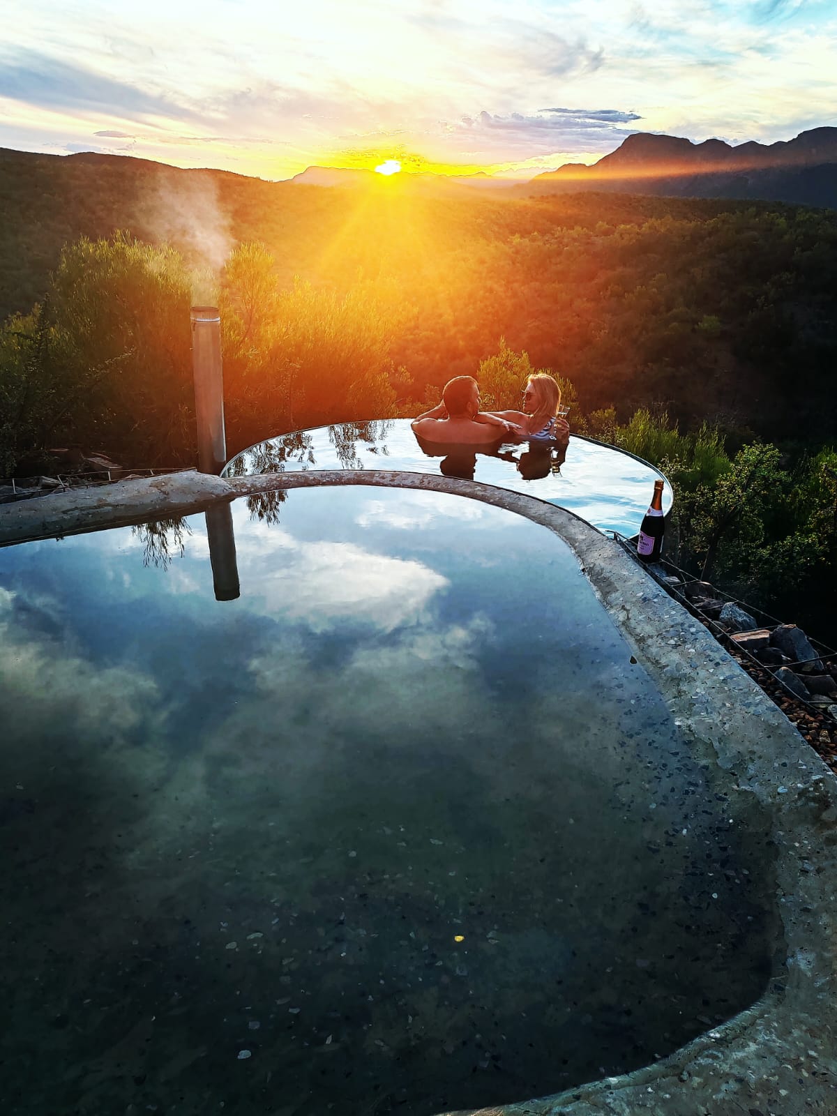 Starlit Cave with hot tub - Earth houses for Rent in De Rust, Western ...