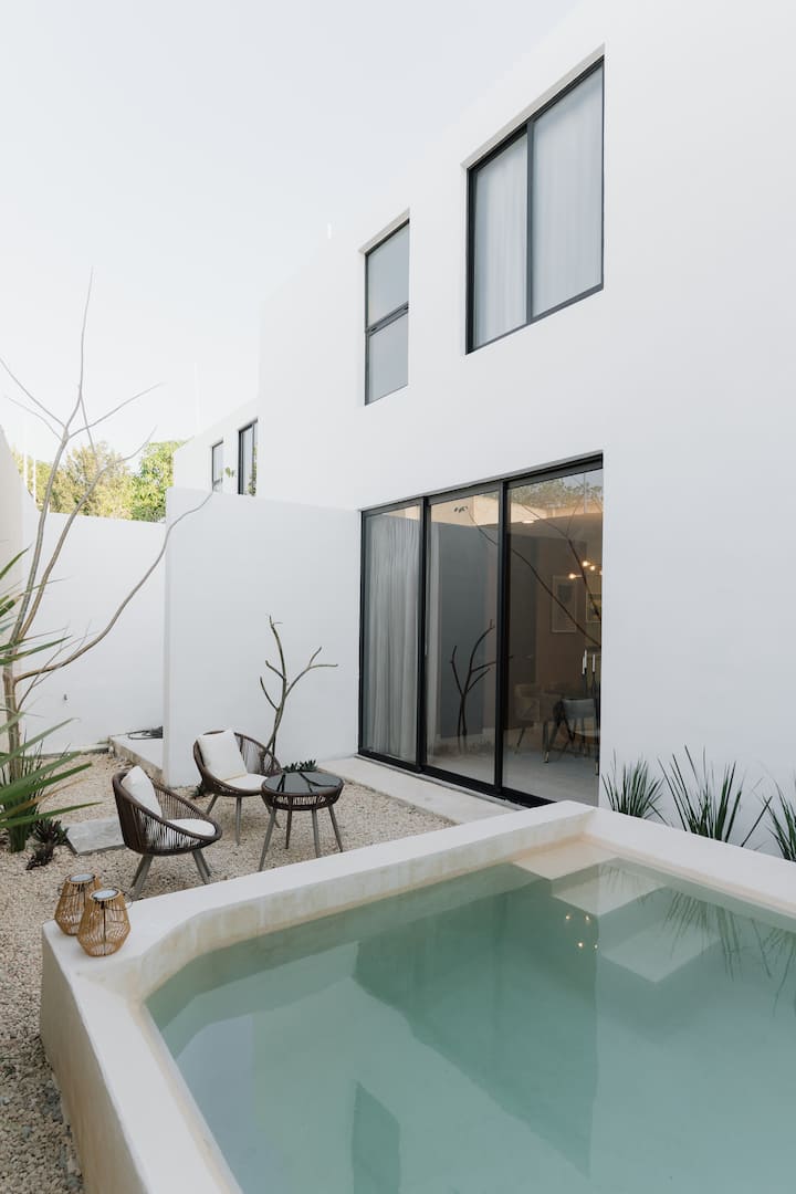 Itinerante Urbano: Casa Ha' - Mérida