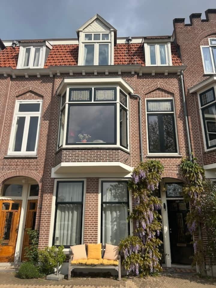 Sfeervol Herenhuis Met Grote Garage In De Stad - Utrecht