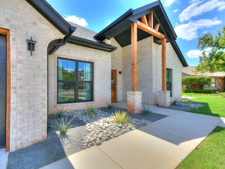 Your Castle In Camelot Estates - Oklahoma City, OK