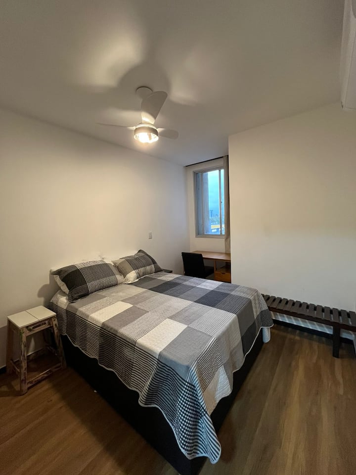 "Quarto & Sala"  Wi-fi  100% Climatizado  Garagem - Vitoria