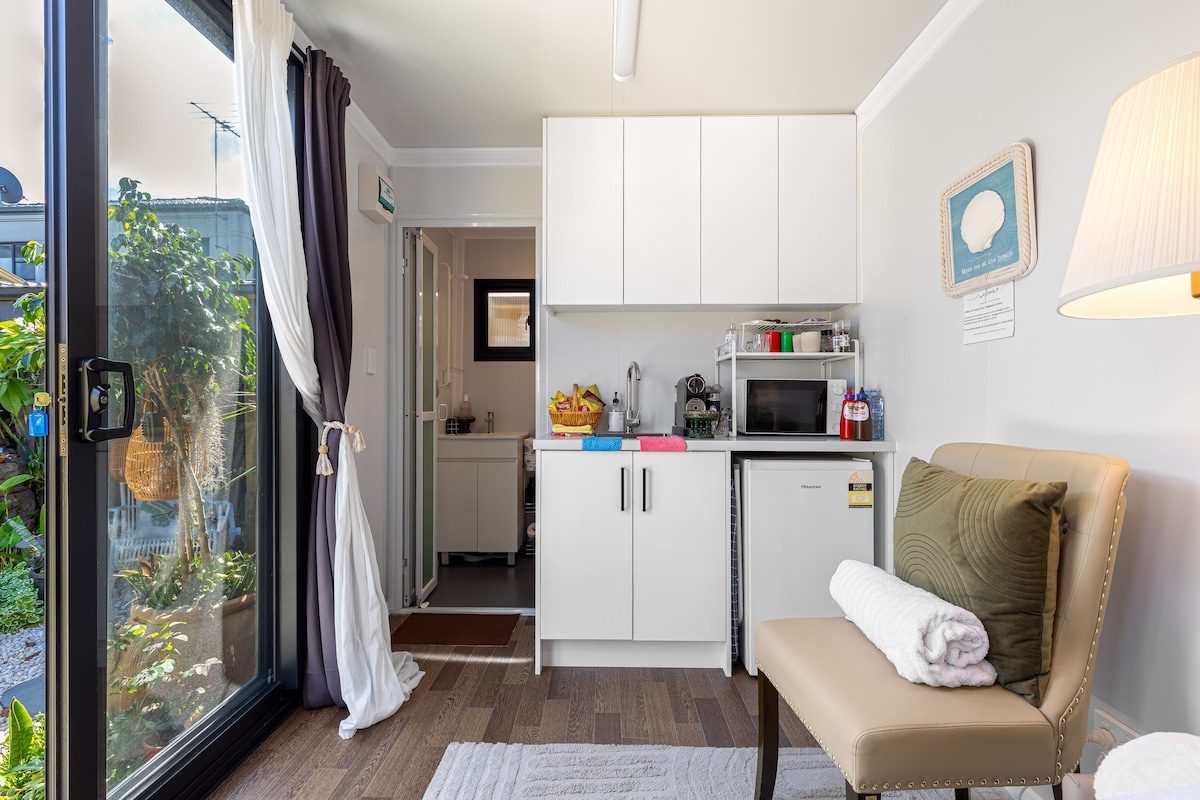 Beach Serenity 1 Tiny House (Tiny House) - Kleine Häuser zur Miete in ...