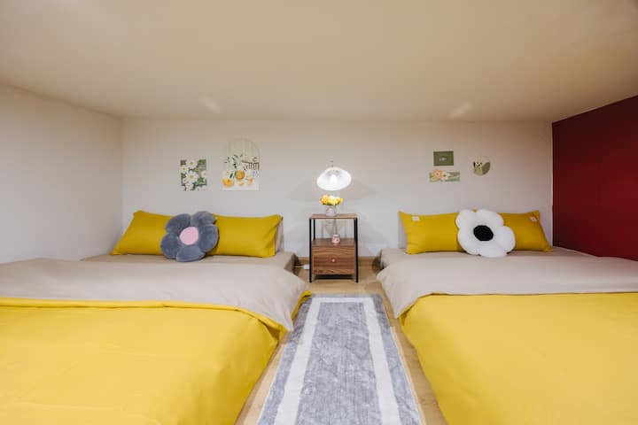 5' To Hoan Kiem Lake/ Old Quarter Center/ Netflix - Hanói